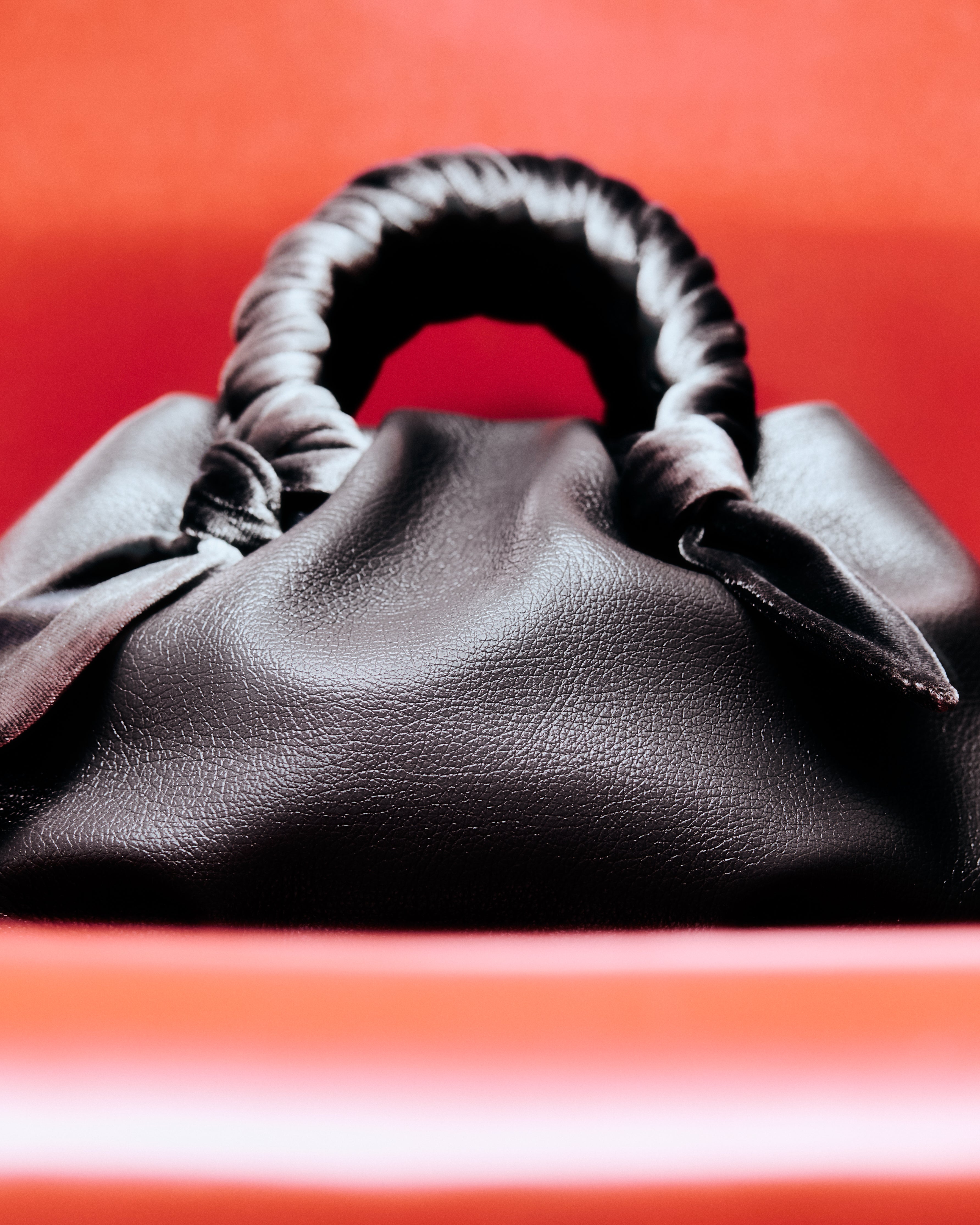 BOMBON VELVET FOULARD - Plaited-handle Leather Handbag – Hereu Studio
