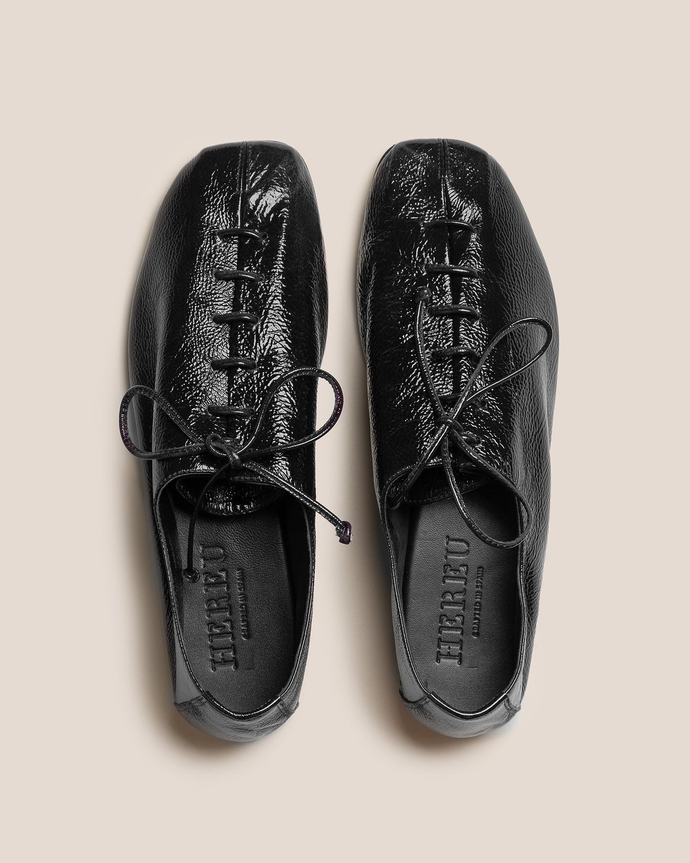 PLEGADA CRINKLED GLOSSY - Deconstructed Lace-up Shoe – Hereu Studio